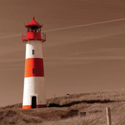 Lighthouse Red And White